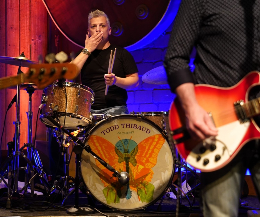 Todd Thibaud – 17.04.2026 – Hannover-Isernhagen, Blues Garage - Konzert ...